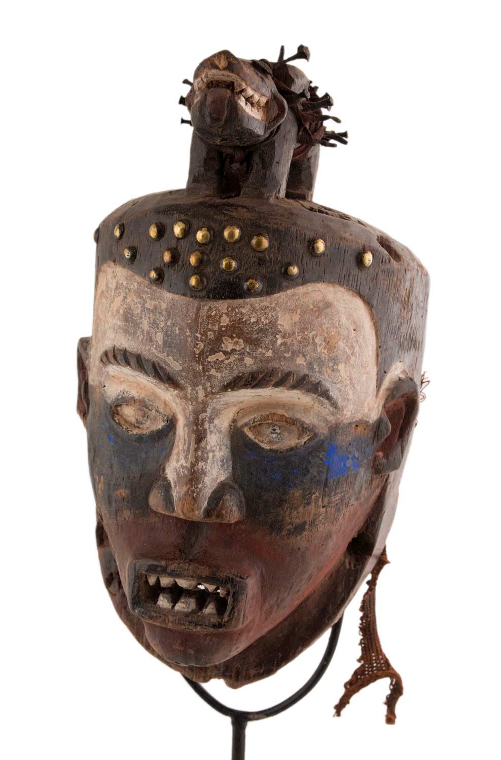 Masque Nkonde kongo Nkisi fetiche à clous Art coutumier africain 17213