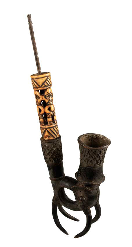 Pipe Éléphant Bagam Bamileké - Art Tribal Cameroun