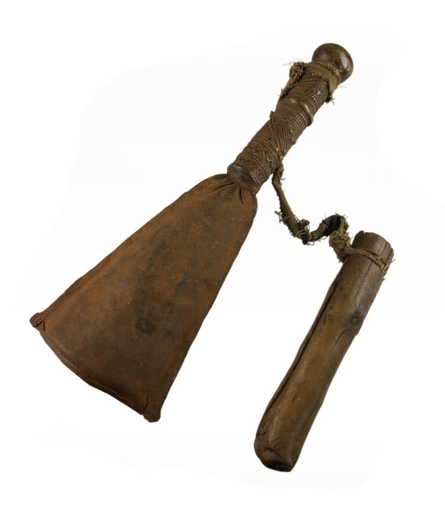 Bozomu Cloche africaine Gong de cérémonie - | Art-africain.co