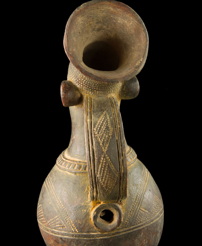 Jarre Mangbetu - Poterie africaine | art-africain.co